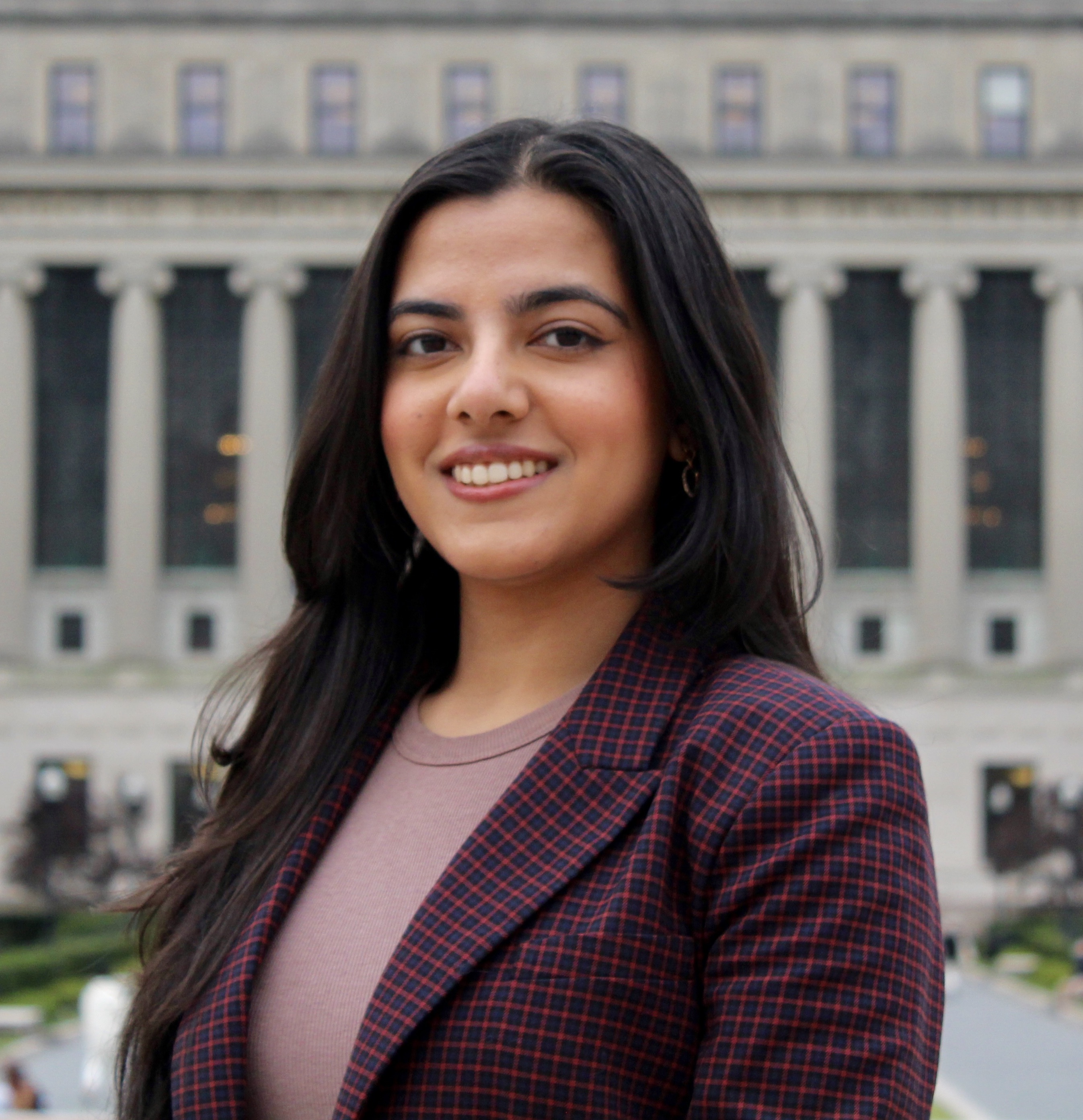 Dimple Dhawan | Columbia Business School Academics
